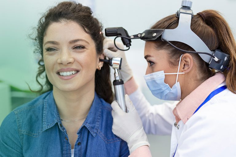 Otorrino: trata doenças do nariz, da garganta e dos ouvidos